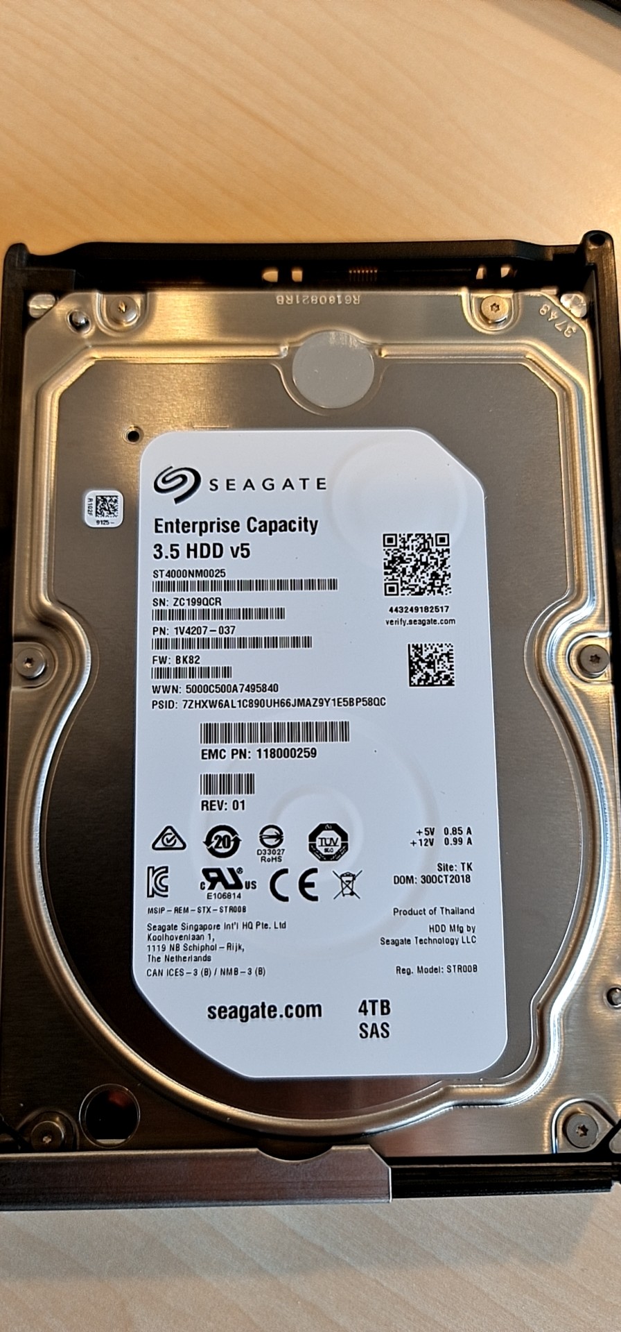118000259 005052090 Ổ cứng HDD EMC 4TB 7.2K 12Gbps RPM SAS 3.5